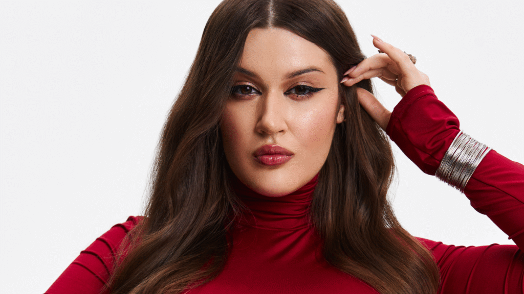 Bonni Shine представила сингл «Твоя» – гімн пристрасного кохання, що ...